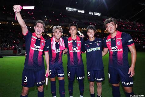 セレッソ大阪さんのインスタグラム写真 セレッソ大阪instagram「 名古屋戦後の オフショット 試合後の 歓喜の様子 笑顔の選手たち 進藤亮佑 選手 渡邉りょう