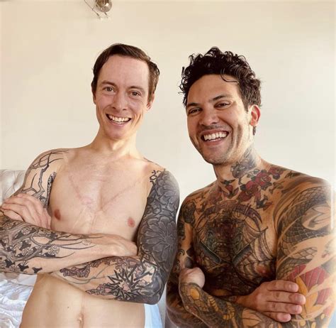 Pornstars Owen Gray And Aaron Thompson Small Hands 😍🔥 R