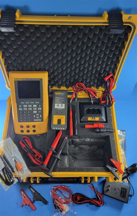 Fluke 743b Portable Documenting Process Calibrator Dpc Industrial Lynx