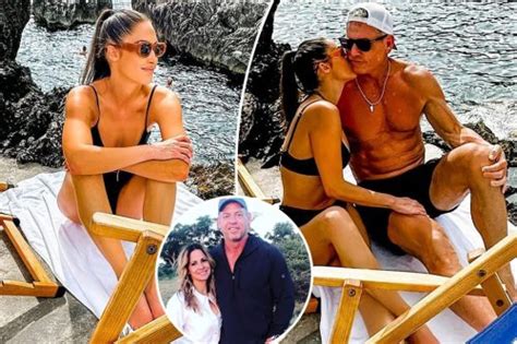 Troy Aikman seemingly announces end of marriage in PDA pics with new girlfriend | Flipboard