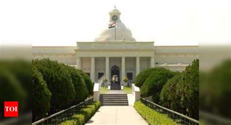 Ajit Kumar Chaturvedi Iit Roorkee Gets New Director Dehradun News