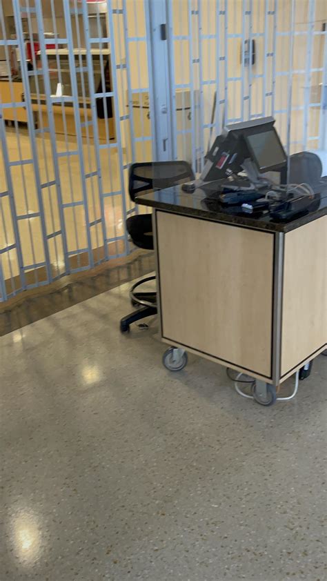 Ikenberry Dining Hall Mouse R Uiuc