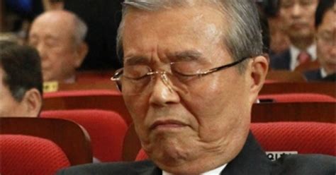 더민주 비대위원 김종인에게 사의 표명비대위원으로 책임 다 못해 송구