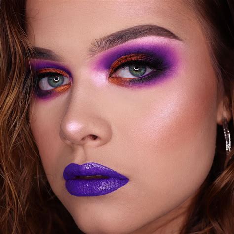 🔮let Me See Your Future🔮 • • 📷 Laurampmakeup Using Crownbrush Makeup