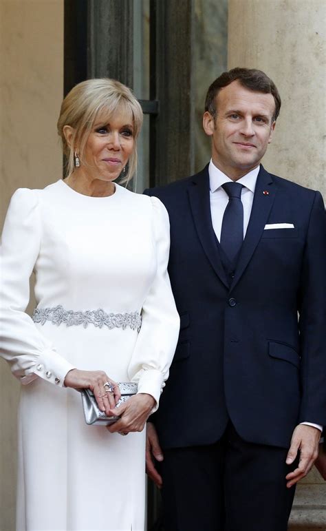 Жена президента Макрона Брижит и ее неповторимый стиль