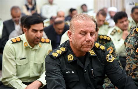 خبرگزاری حوزه تصاویر دیدار فرمانده و جمعی از پرسنل نیروی انتظامی