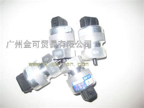东风EQ145 153里程表感应塞3836N 010图片高清大图 汽配人网