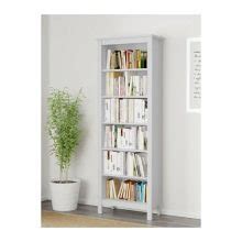 Книжные шкафы Ikea: белые стеллажи с дверцами со стеклом и стеклянными ...