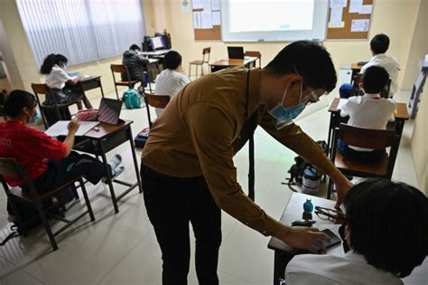 สรุปนโยบายศึกษาฯ ใต้ปีก “เพิ่มพูน ชิดชอบ” แจกแท็บเล็ต ลดภาระ ครู