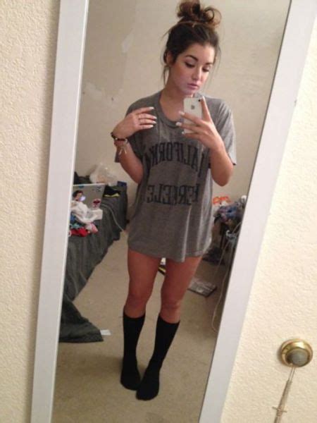 Beautiful Girls Make Knee High Socks Look Hot 33 Pics