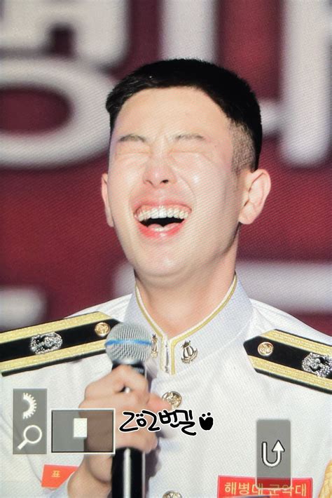202번길 On Twitter 220827 피오 표지훈 표지훈 일병 니는 너어어는