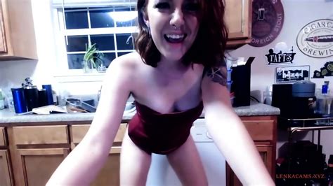 Drunk Hippie Babe In The Kitchen Eporner