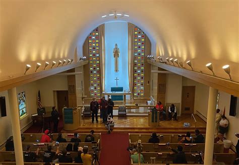 Eeuu La Iglesia Evangélica Luterana Nombra A La Primera Obispa Transgénero De Una Fe Cristiana