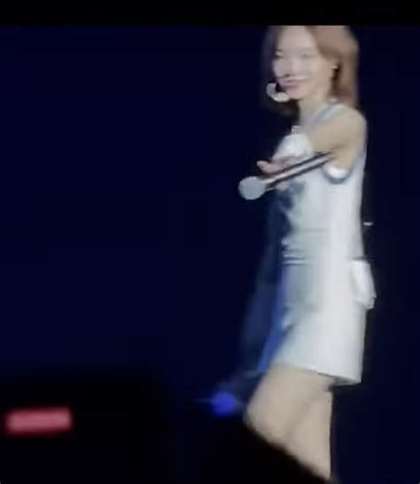 [잡담] 윈터 이거 무슨 무대야 인스티즈 Instiz 연예 카테고리