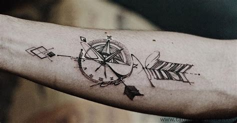 Catálogo De【tatuajes De Brújulas】 Significados Para Hombres En El Brazo