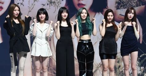 성숙해진 여자친구 열대야보다 더 뜨거운 열정 품었다