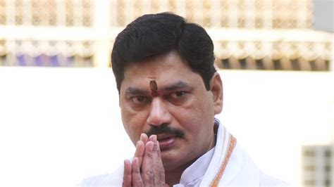 Maharashtra Minister Dhananjay Munde Resigns Amid Sarpanch Murder