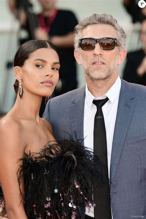 Vincent Cassel Et Sa Femme Tina Kunakey Red Carpet Pour Le Film J