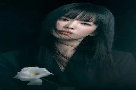 Song Hye Kyo Diduga Minta Hapus Foto Dirinya Dalam Poster The Glory