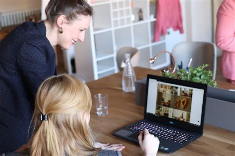 What Are The Essential Benefits Of Internships