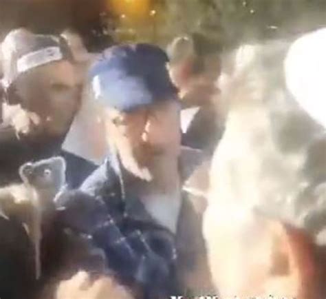 فيديو وزير الأمن القومي الإسرائيلي يوزع أسلحة على سكان المستوطنات