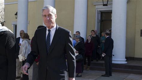 Mueller No Halla Vínculos De Conspiración Entre Trump O Sus