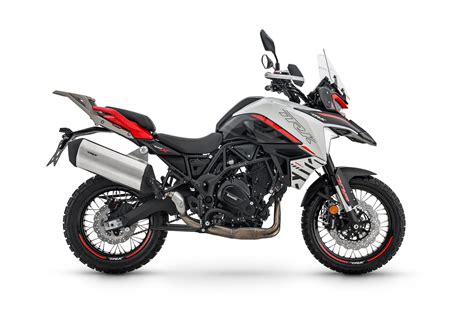 Motorrad Vergleich Voge 500DSX 2023 Vs Benelli TRK 702 X 2024