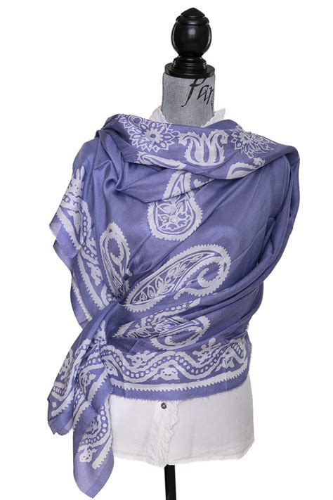 Lavender With White Patterns Kelagayi Azerbaijani Pure Silk Scarf