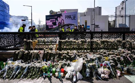 Halloween Crowd Crush Kills Dozens In Seoul Kcm