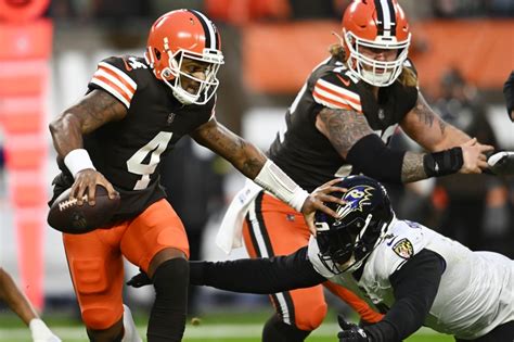 Cleveland Browns Lead Baltimore Ravens 6 3 At Halftime Sports