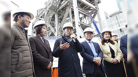 경기도민청원 1호 동인선 현장 찾은 김동연 적기 개통 노력