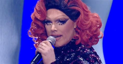 Jean François Breau Crée Une Véritable Commotion Avec Son Numéro De Drag à Zénith Monde De Stars