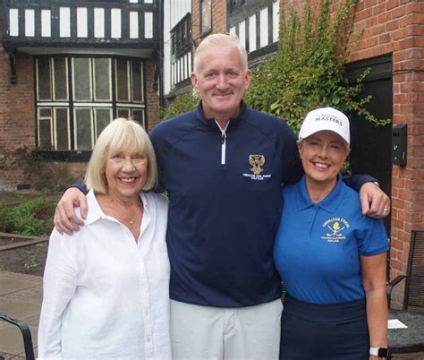 Sharon Encourages Women Into Golf At Chorlton Cheshire Golf