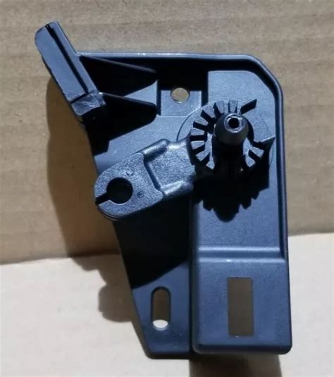 Vw Touran Caddy Mk2 Bonnet Release Pull Handle Lock Bracket Only