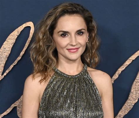 Hallmark Star Rachael Leigh Cook Shares Swimsuit Photo Of What A Ride”