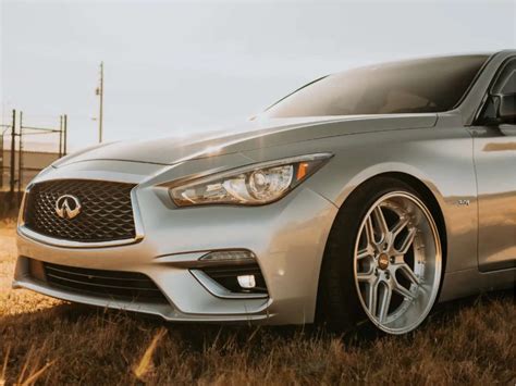 2019 Infiniti Q50 With 19x105 22 Esr Cs15 And 23535r19 Continental