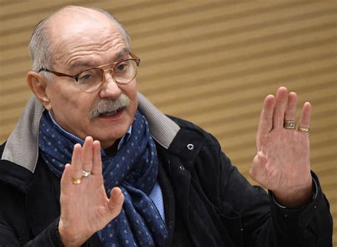 Режиссер Никита Михалков госпитализирован с гриппом Коммерсантъ