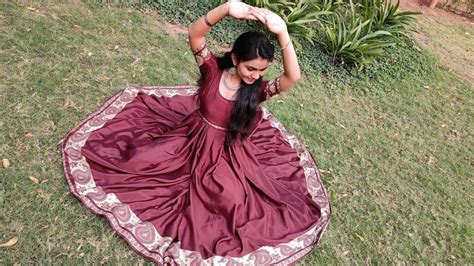 Ghar More Pardesiya L Kalank L Dance Cover L Aishwarya Varma