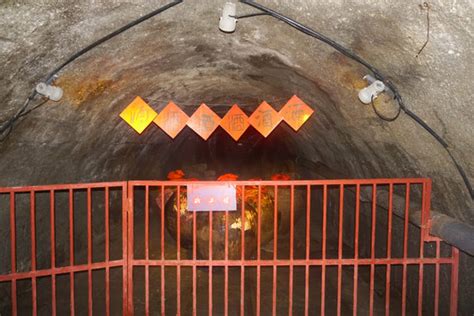 井下建筑图片素材 井下建筑设计素材 井下建筑摄影作品 井下建筑源文件下载 井下建筑图片素材下载 井下建筑背景素材 井下建筑模板下载 搜索中心