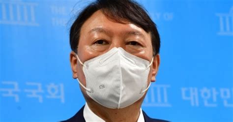 윤석열 전두환 발언·개사과 사진 영향尹 지지율 주춤