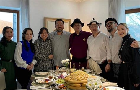 Зиндаархал нэгтэй гэр бүлийн найзууд ТАС МН