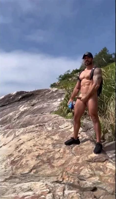 Public Fun Hung Muscular Exhibitionist Hard Public Fun Hung Muscular Exhibitionist Hard