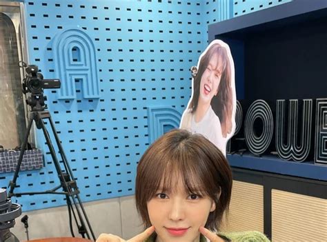 230216 Red Velvet Twitter Update Wendy Kpopping