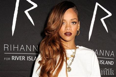 „Самсунг” ще спонсорира с 25 млн турнето на Риана през 2016 г Информационна агенция ПИК