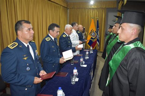 Graduación De Cadetes De La Escuela Superior Militar De Aviación