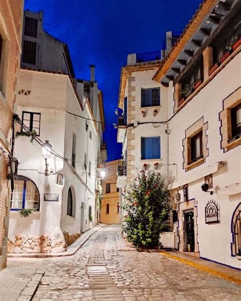 Visit Sitges On Instagram Bona Nit Sitges Ens Deixem Perdre