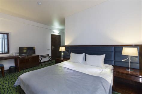 Отель SUNRISE GARDEN HOTEL (САНРАЙЗ ГАРДЕН), отель комфорт -*, Гагра ...