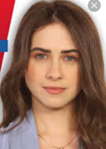 من هي الإعلامية غيدا فياض ويكيبيديا السيرة الذاتية خدمات للحلول