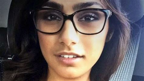 Fakta Mia Khalifa Bintang Film Dewasa Asal Lebanon Juru Kunci