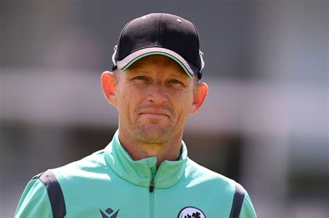 Heinrich Malan Oversees Training At Lords
